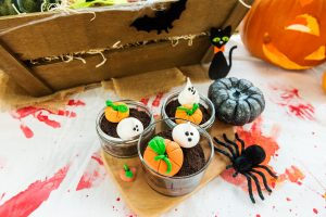 15 Spooky Yet Simple Halloween Foods You Can Make In 30 Minutes - Yum ...
