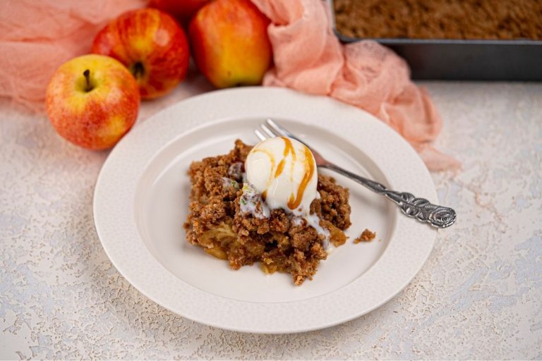 Easy Apple Crisp Recipe (Without Oats) - Yum and Yummer